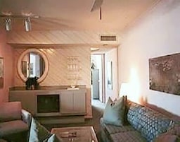 Suite, 1 cama queen-size | Refeições no quarto