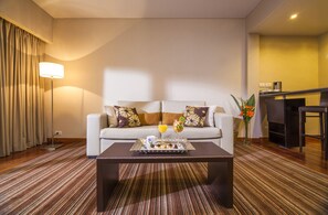 Suíte (Glu) | Roupas de cama premium, edredons de pluma, frigobar, cofres nos quartos