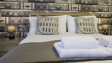 Quarto família, suíte | Individualmente decorados, individualmente mobiliados