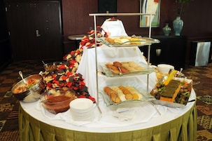 Café da manhã e jantar