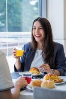 Pequeno-almoço tipo buffet diário (10.50 EUR por pessoa) 