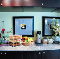 Café da manhã para viagem grátis todos os dias