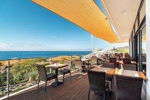 Café da manhã, almoço e jantar