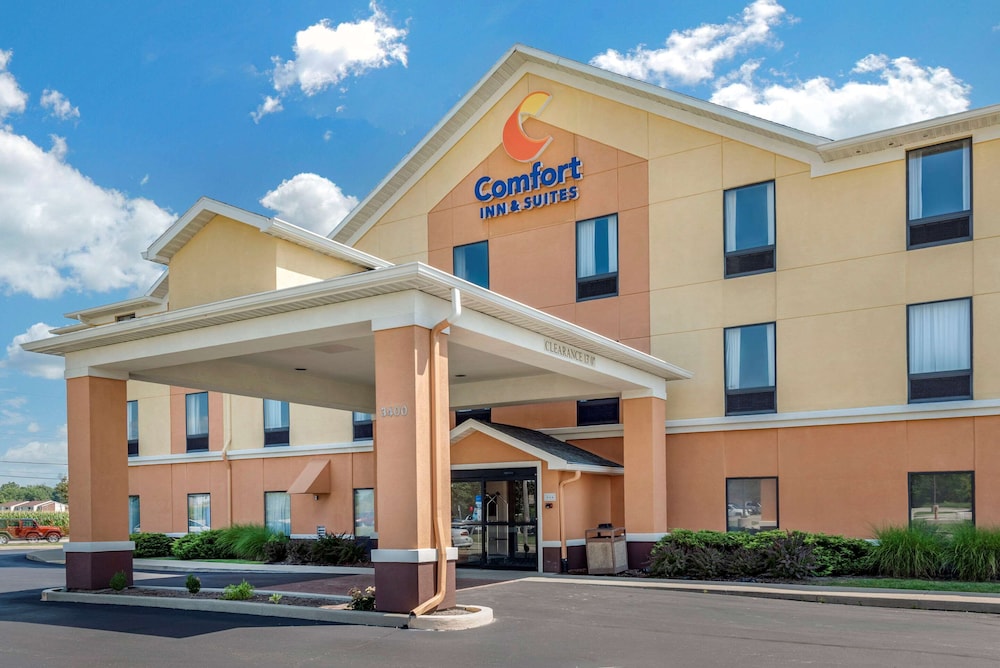Comfort Inn & Suites Muncie - Muncie, IN