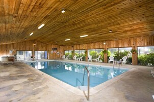 Piscina externa sazonal
