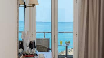 Quarto Duplo, vista para o mar | Secretária, cortinas/cortinados opacos, quartos insonorizados