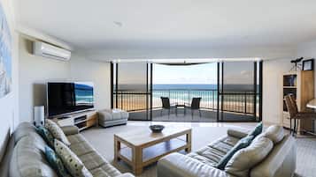 Quarto Superior, 2 quartos | Vista para a praia ou o mar