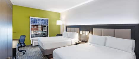 1 quarto, cofre no quarto, secretária, cortinas/cortinados opacos