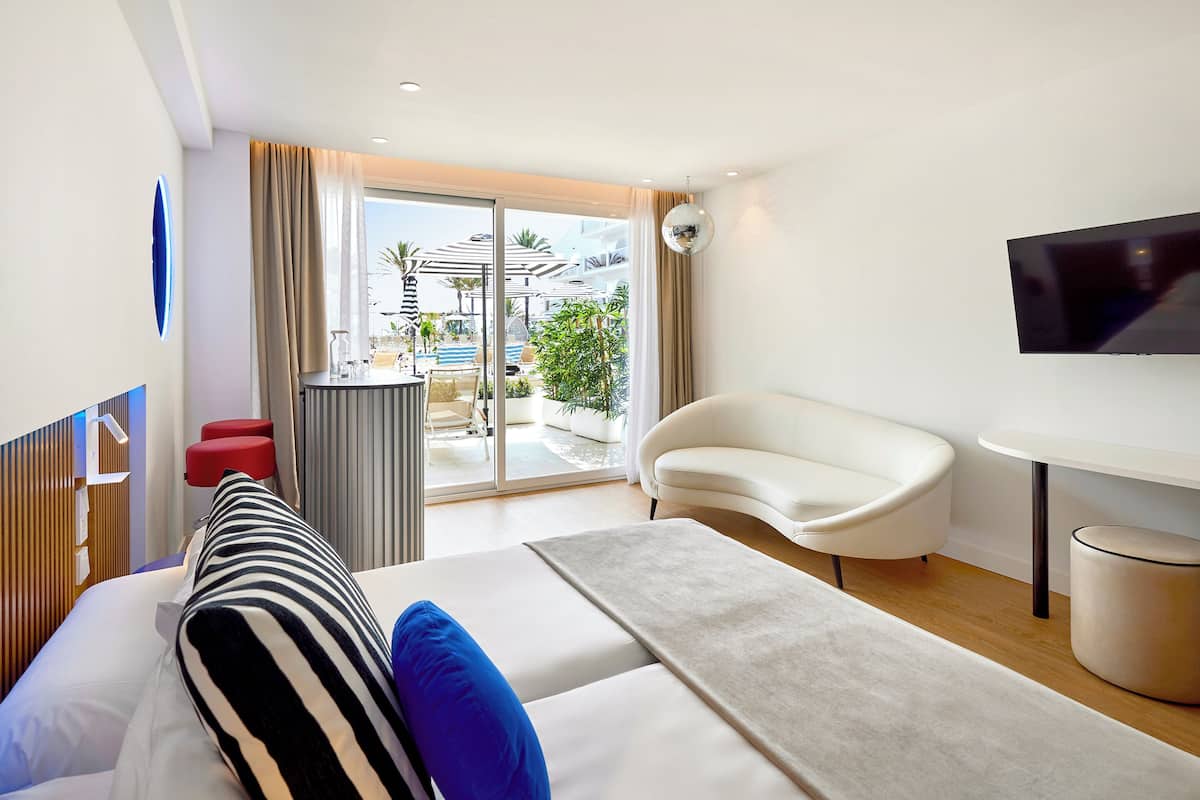 Suíte júnior, terraço (Lateral) | 1 quarto, cofres nos quartos, escrivaninha