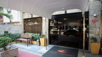 Entrada do alojamento