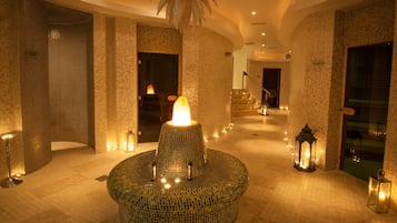 Sala(s) para tratamentos a casais, sauna, banheira de hidromassagem