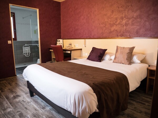 Brit Hotel Au Relais Du Vern - Landivisiau