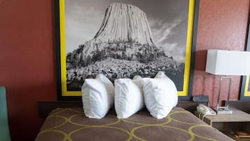 Quarto, 1 cama king-size, não fumadores | Secretária, secretária adequada para computadores portáteis