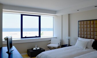 Suite, 1 quarto, vista para o mar (3 adults) | Roupa de alta qualidade, minibar, cofre no quarto 