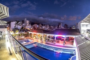 3 restaurantes, cozinha internacional 