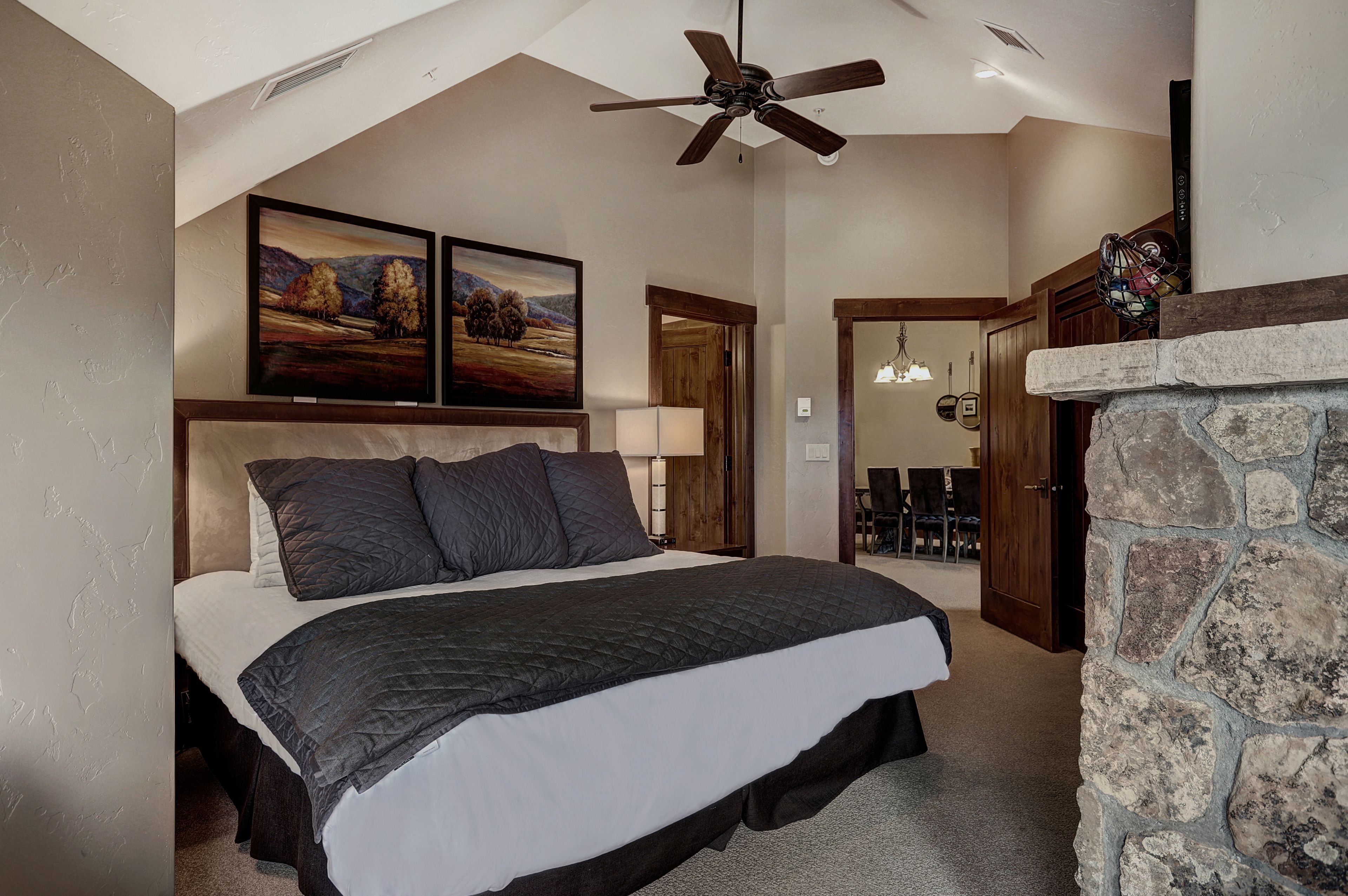 Condo, 4 quartos | 1 quarto, roupas de cama antialérgicas, cofres nos quartos