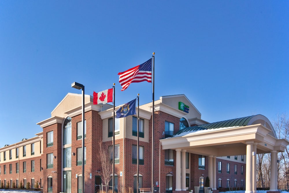 Holiday Inn Express & Suites Detroit-novi - Novi