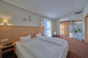 Suíte, sacada | Cofres nos quartos, escrivaninha, berços (sobretaxa), Wi-Fi de cortesia