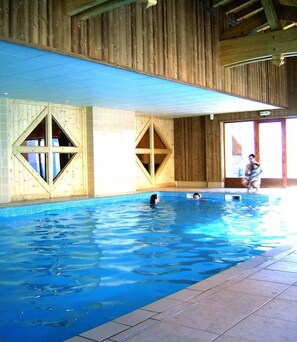 Piscina interior 