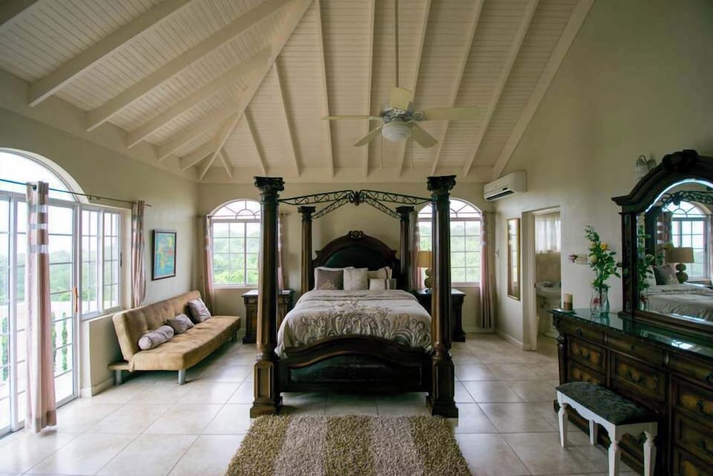 Retreat Guesthouse Luxury Suites - Caribbean