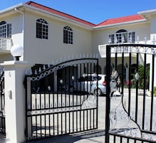 Entrada do alojamento