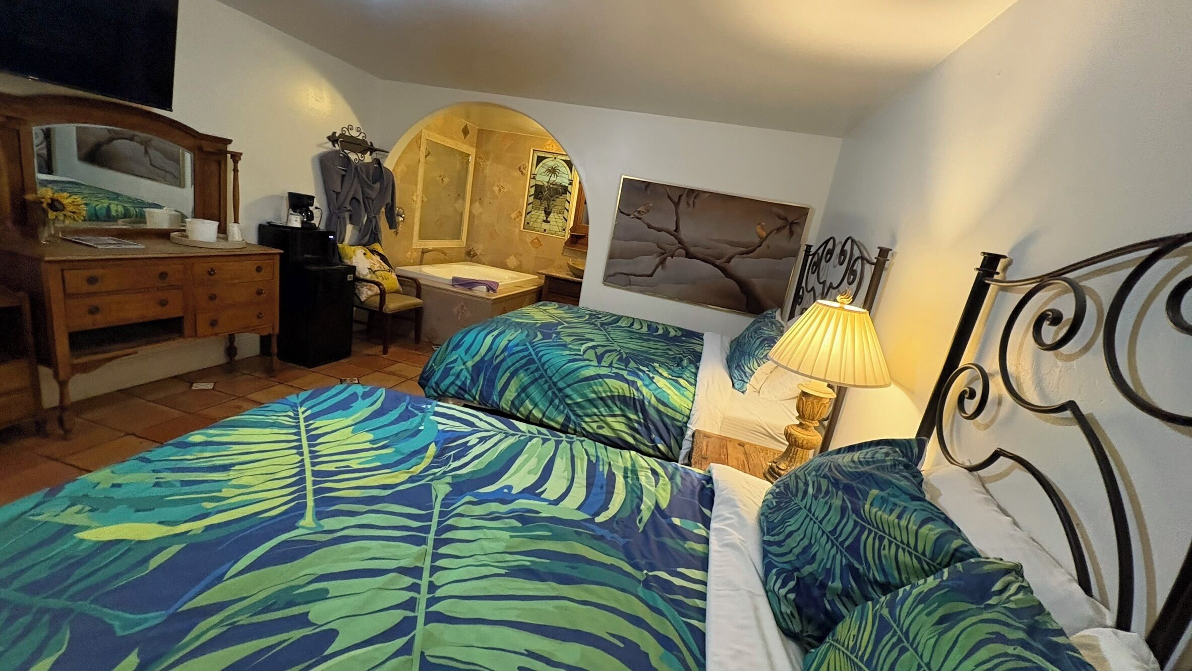 Quarto | Roupa de alta qualidade, camas de colchão viscoelástico, minibar 