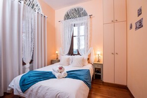 Quarto Duplo Standard | Wi-fi grátis, roupa de cama fornecida