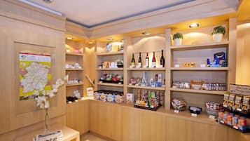 Snack-bar