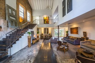 Entrada (vista interior)