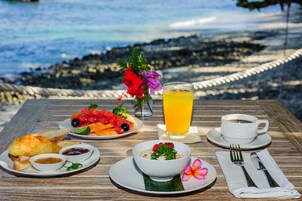 Pequeno-almoço completo diário incluído 