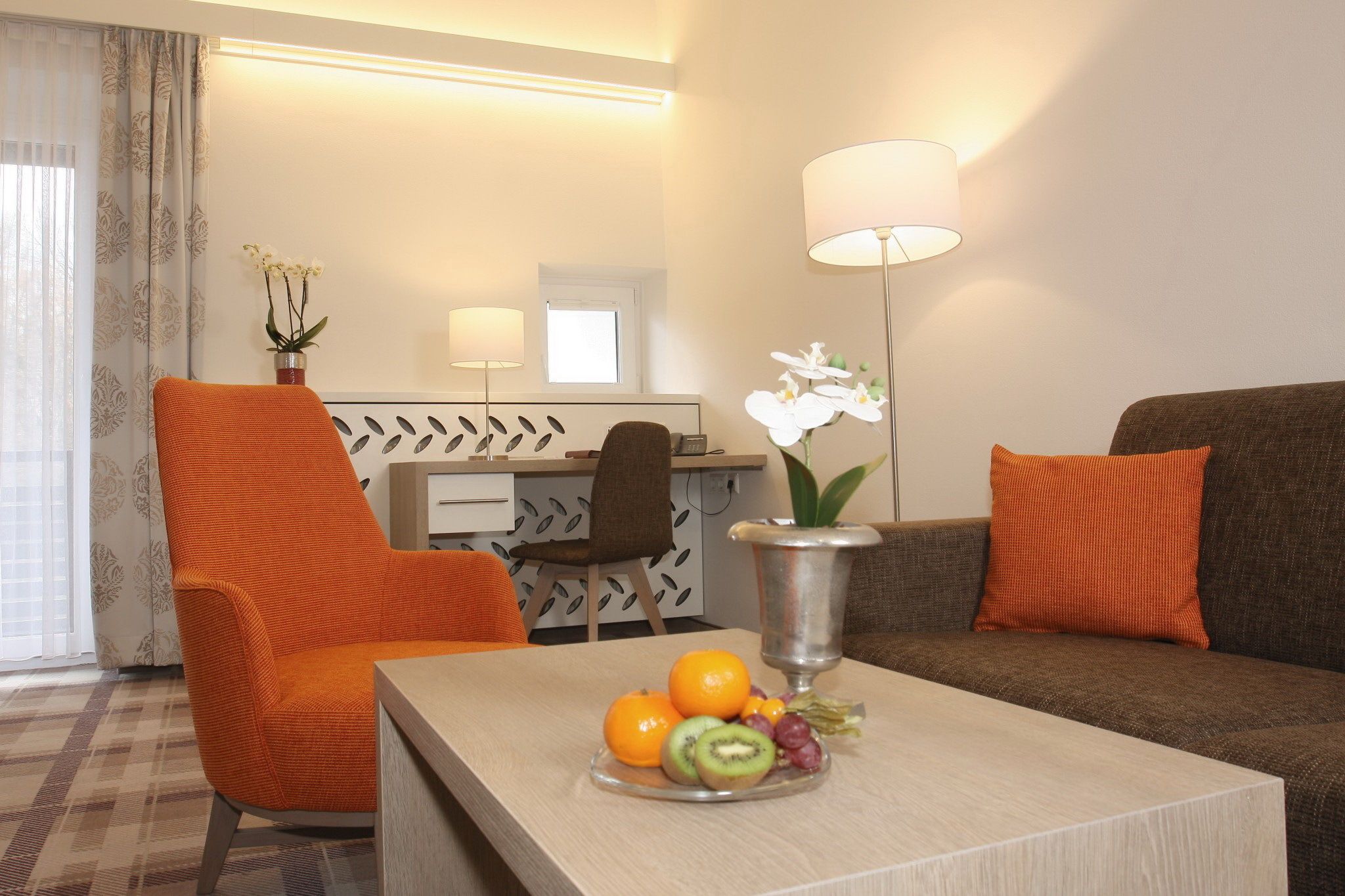 Quarto casal conforto | Frigobar, cofres nos quartos, escrivaninha