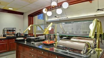 Pequeno-almoço tipo buffet diário incluído