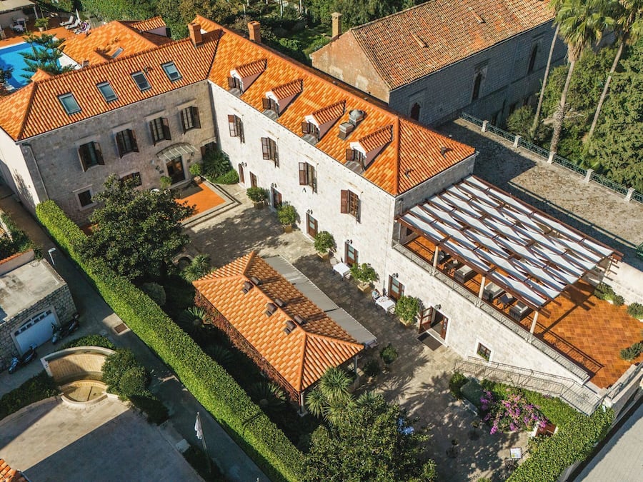 Fachada da propriedade