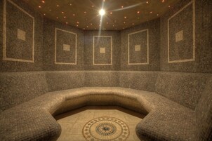 Sauna, banheira de hidromassagem, banho turco, hammam 