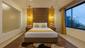 2 Bed Room Family Suite | 1 quarto, frigobar, cofres nos quartos, escrivaninha