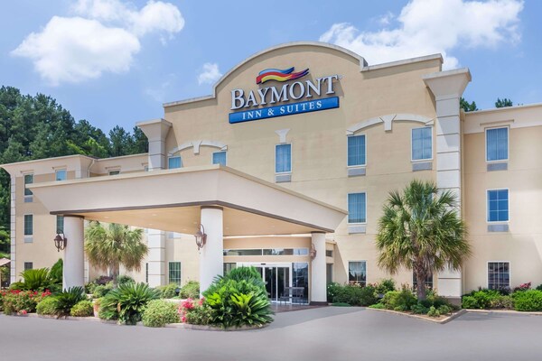 Baymont By Wyndham Henderson - Henderson, TX