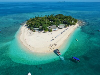 Beachcomber Island Resort