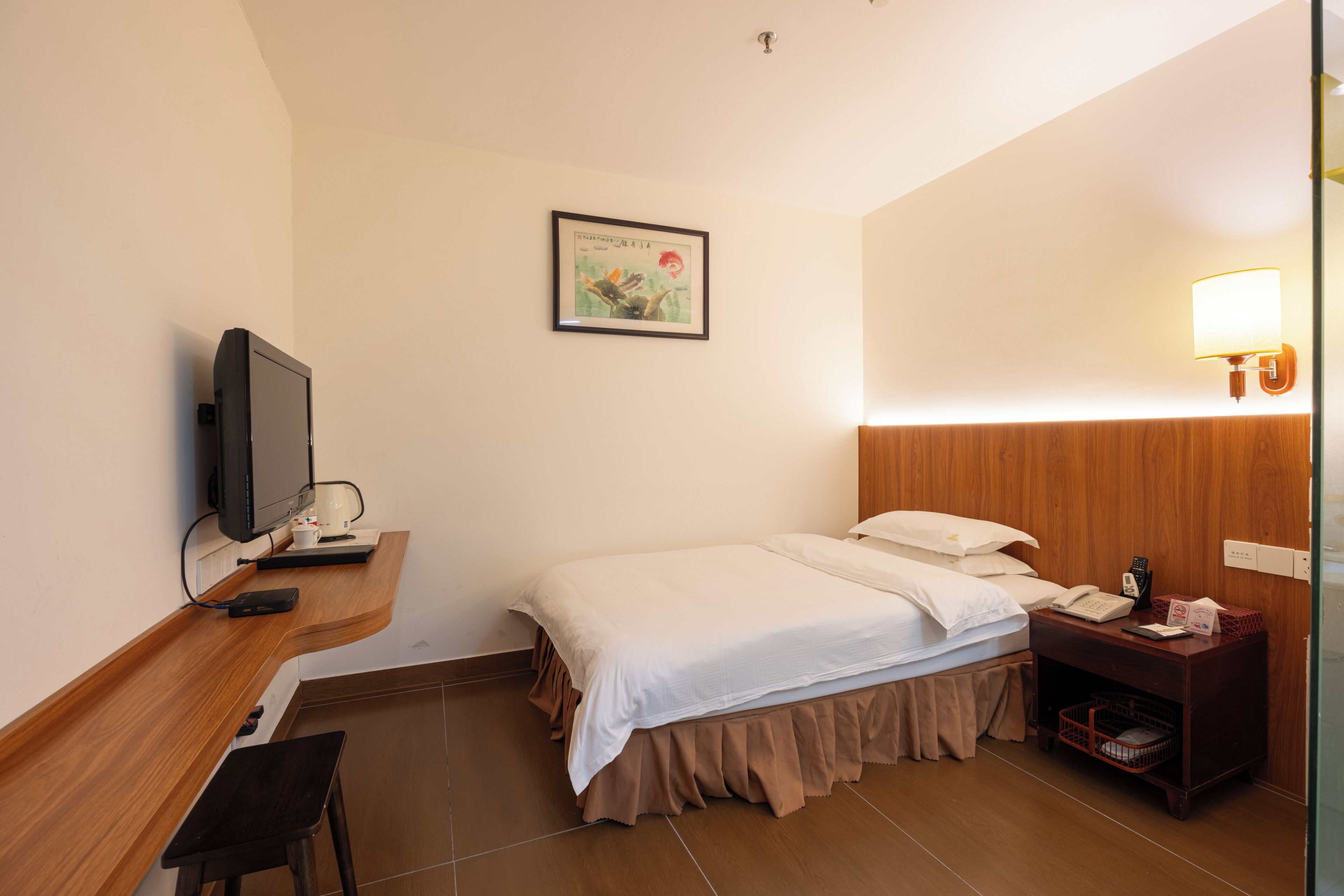 Quarto Individual Standard, sem janelas | Minibar, quartos insonorizados, camas desdobráveis, Wi-fi grátis 