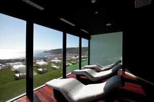 Sauna seca, sauna a vapor