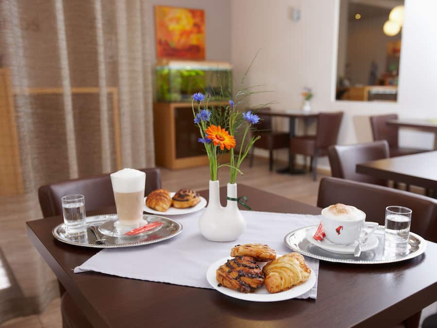 Café da manhã continental grátis todos os dias