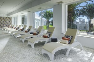 Aromaterapia, 2 salas de tratamento, massagens 