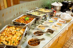 Pequeno-almoço tipo buffet diário incluído 