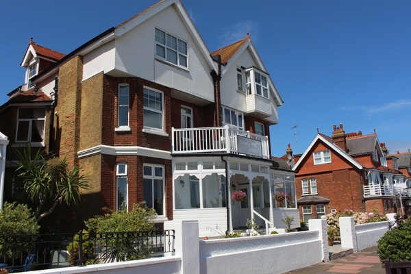 Beamsley Lodge - Eastbourne