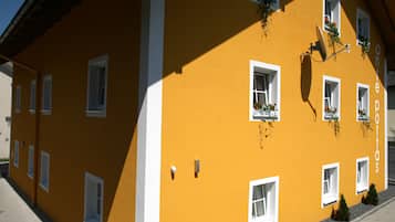 Fachada da propriedade