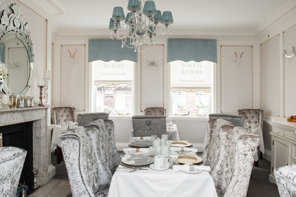 Jessop House - Tewkesbury