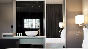 Quarto standard, 1 cama King | Frigobar, cofres nos quartos, escrivaninha, berços grátis