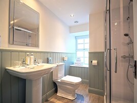 Quarto Duplo ou Twin Deluxe, casa de banho anexa (Barmoor) | Casa de banho