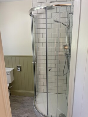 Quarto Duplo Standard, casa de banho anexa (Fenton) | Casa de banho
