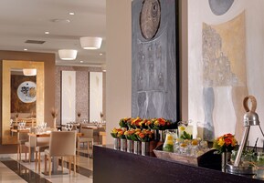 Pequeno-almoço tipo buffet diário incluído 