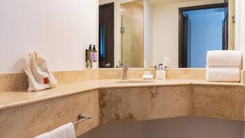 Suite Júnior | Piscina infinita